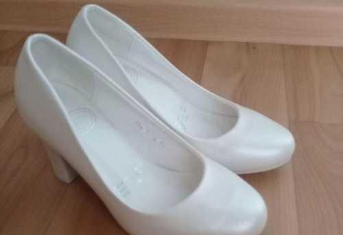 Свадебные(белые) туфли