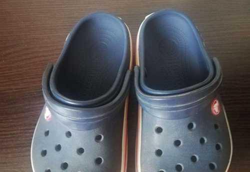 Сандалии crocs j1