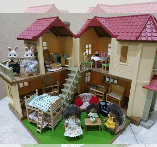 Sylvanian families домик с набором мебели