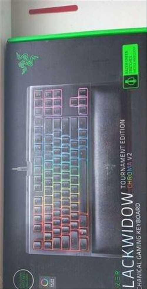 Механическая клавиатура Razer Blackwidow chroma v2