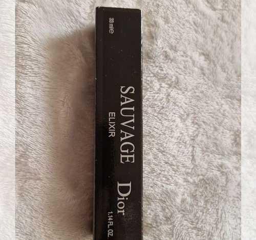 Мужской парфюм christian dior sauvage