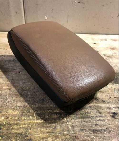 Подлокотник Audi A6 4F2 BDW 2004-2008