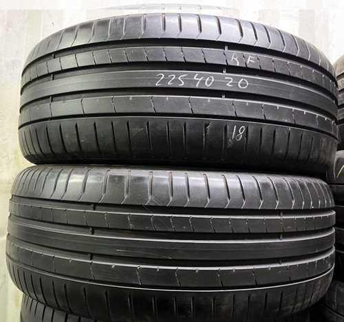 Pirelli P Zero PZ4 225/40 R20