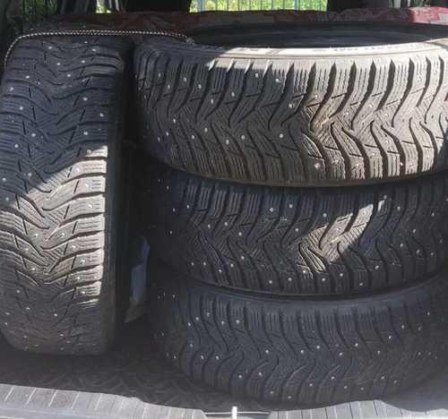 Marshal WinterCraft SUV Ice WS31 215/60 R17 100T