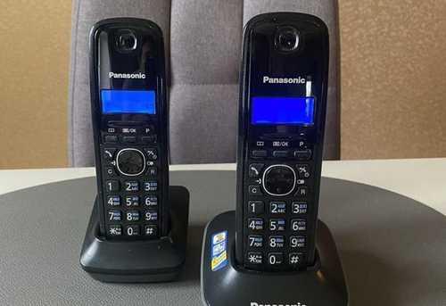 Телефон Panasonic с двумя трубками KX-TG1611RU
