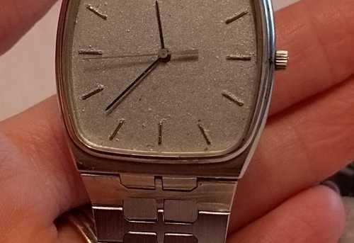 Часы omega de ville