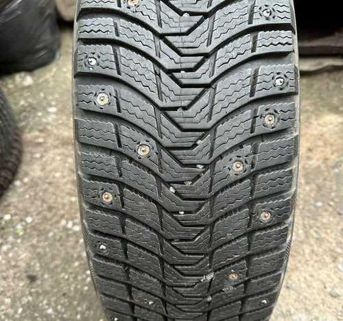Michelin 4x4 Alpin 215/65 R16