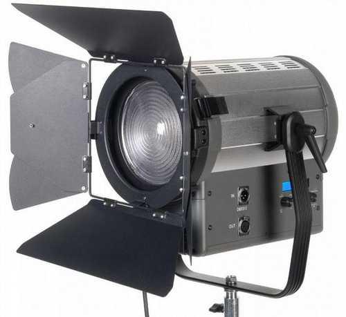 Осветитель студийный GreenBean Fresnel 300 LED X3