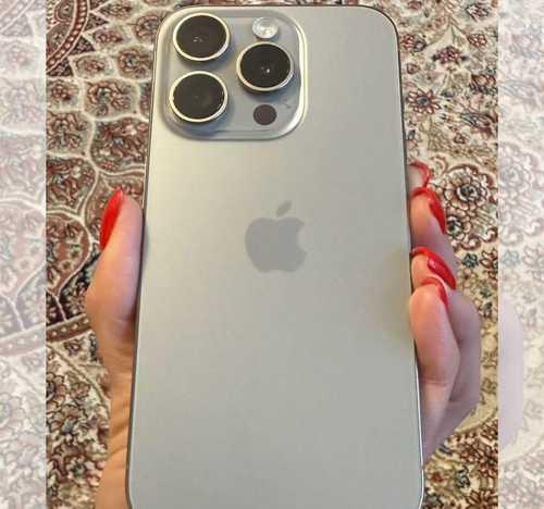 iPhone 15 Pro, 256 ГБ