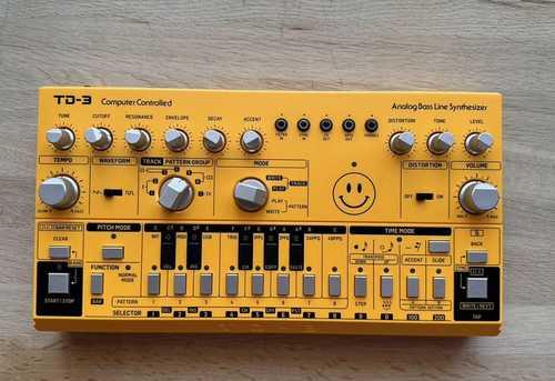 Behringer TD-3-AM Аналоговый басовый синтезатор