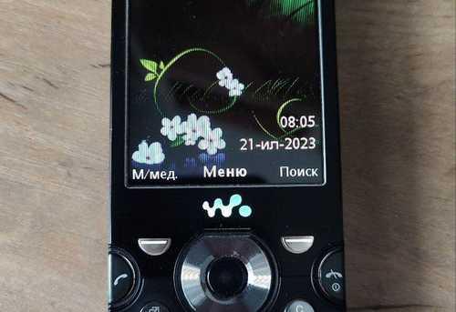 Sony Ericsson W995