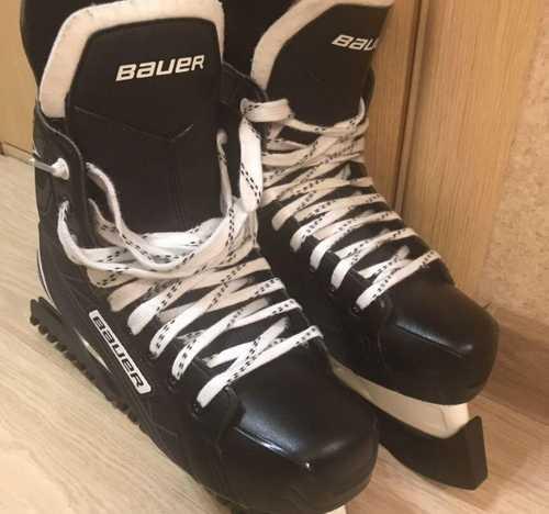 Коньки хоккейные Bauer Supreme,взрослые (новые)