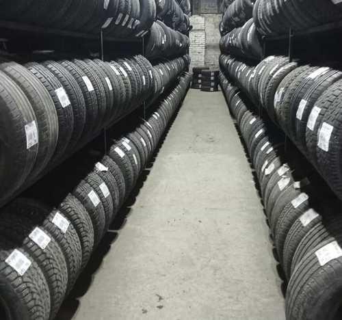 Bridgestone Blizzak Spike-01 225/55 R16 95T