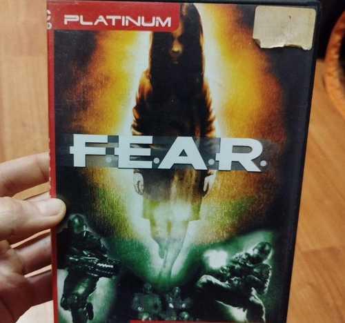 F.E.A.R. игра для пк