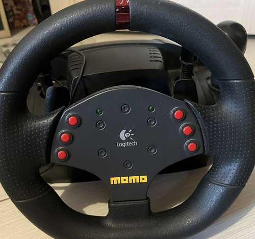 Игровой руль Logitech momo Racing