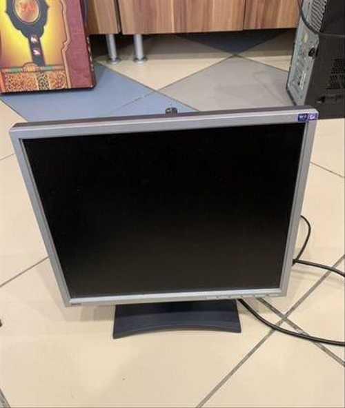 Монитор Benq fp73g