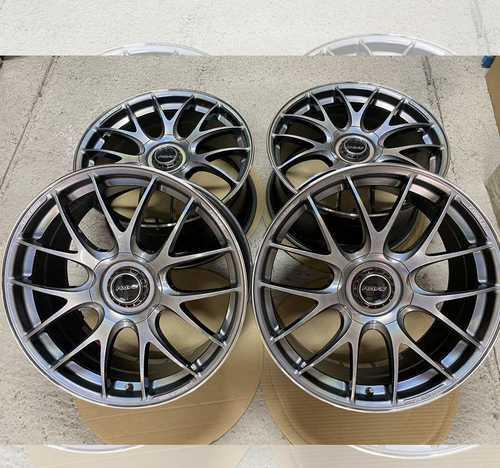 Rays Volk Racing G27 19'' 9J ET 48 5*112