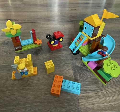 Lego Duplo большая игровая прощадка 10864 Гусениц