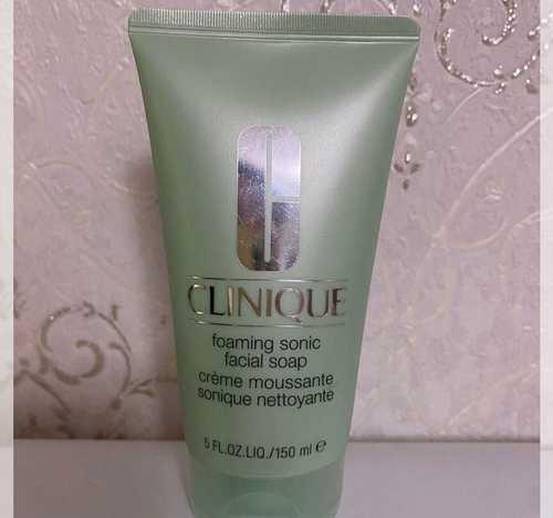 Пенка Clinique для умывания Foaming Sonic Facial