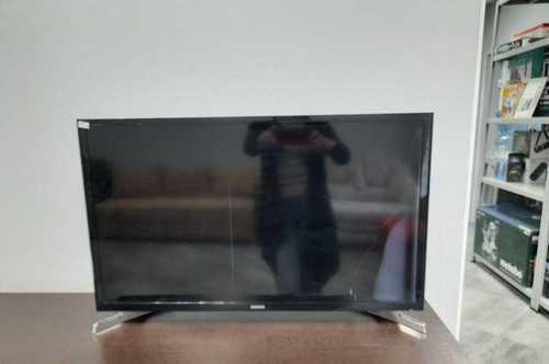 Телевизор Samsung UE32J4500AK (разбита матрица)
