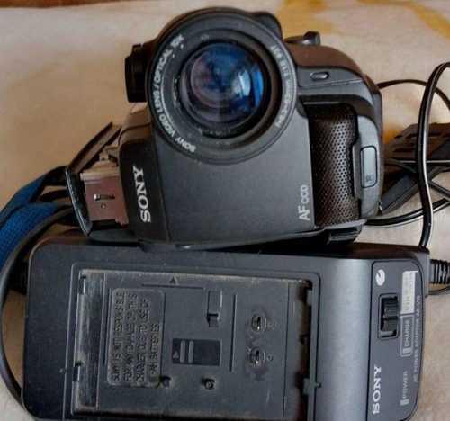 Видеокамера sony CCD-TR330E