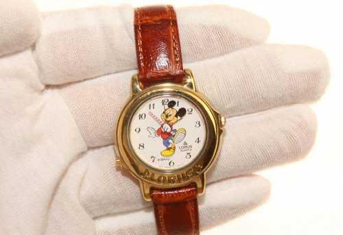 Seiko-Lorus V421-0020 Mickey Mouse Часы с Музыкой