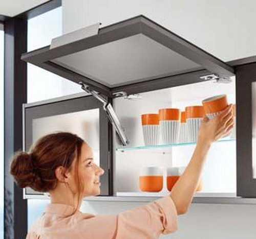 Фурнитура мебельная Aventos HK-XS Blum