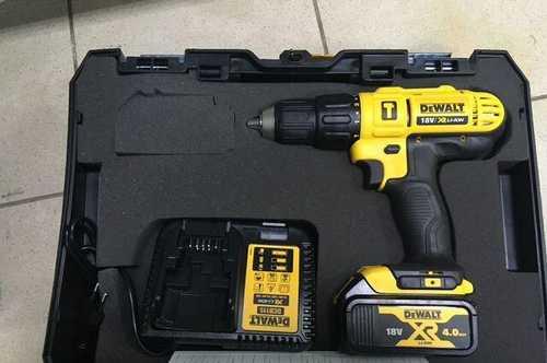 Шуруповерт аккумуляторный ударный DeWalt DCD776M1T