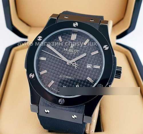 Часы hublot Classic Fusion Carbon