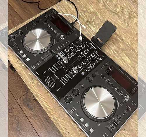 Dj контроллер pioneer xdj r1