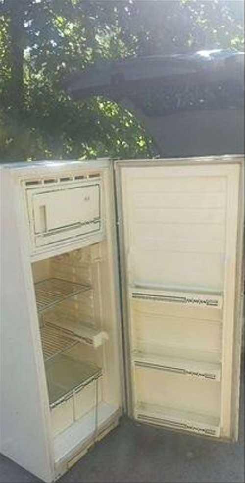 Холодильник бу Чинар-3