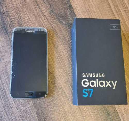 Samsung Galaxy S7, 4/32 ГБ