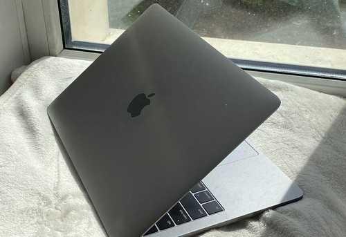 Apple MacBook Pro 13 - i5 8gb ram, 128gb - 2017