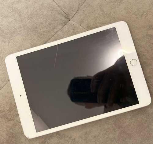 iPad mini 3 16 gb iPad mini 4 32 gb