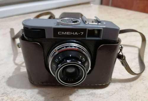 Плёночный фотоаппарат Смена-7