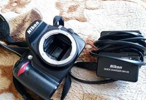Фотоаппарат Nikon d3000 body
