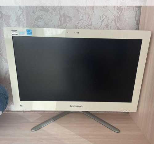 Моноблок Lenovo C445