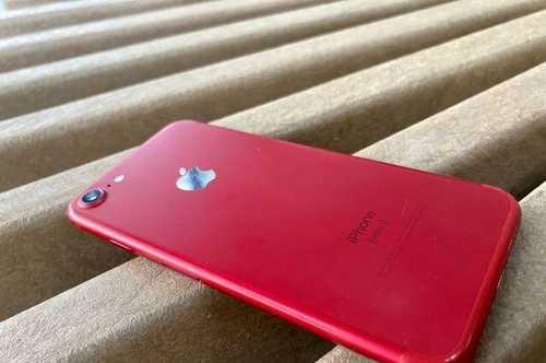 iPhone 7 product red