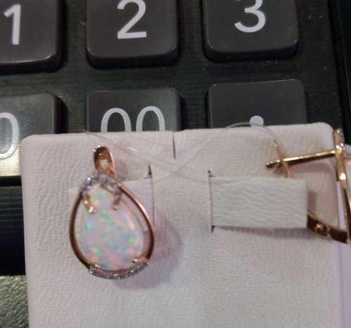 Золотые серьги