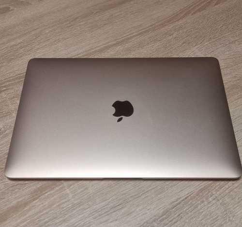 Apple macbook air 13 2020