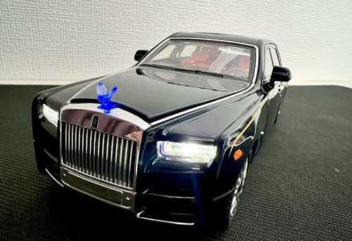 Металлическая машинка Rolls Royce Phantom 1:18