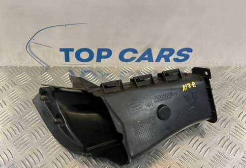 Воздуховод тормозов правый Bmw E90 Lci