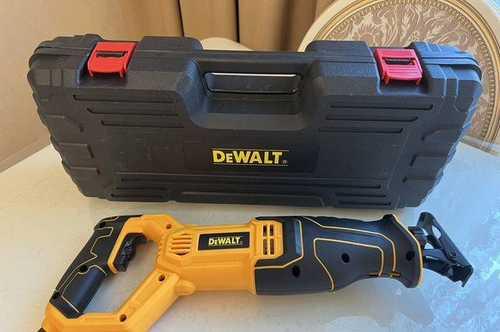 Сабельная пила dewalt