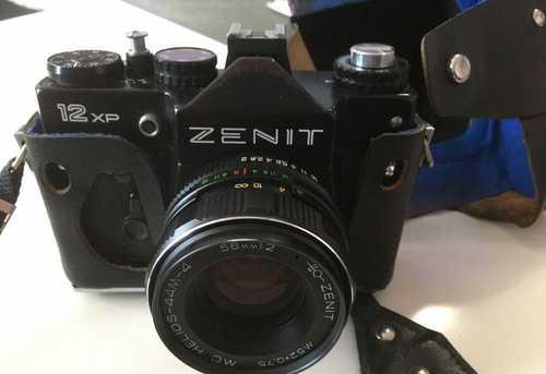 Фотоаппарат Зенит 12 XP + кольца и вспышка