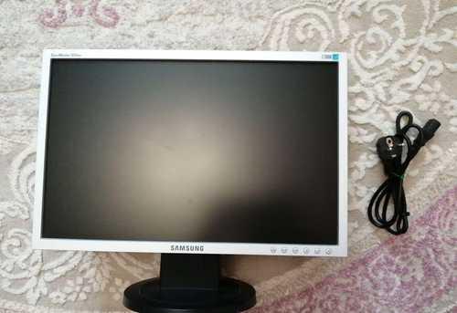 Монитор Samsung syncmaster 923NW 19"