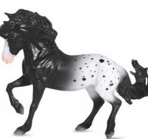 Лошадь Breyer Stablemate (1:32) Мустанг Seri