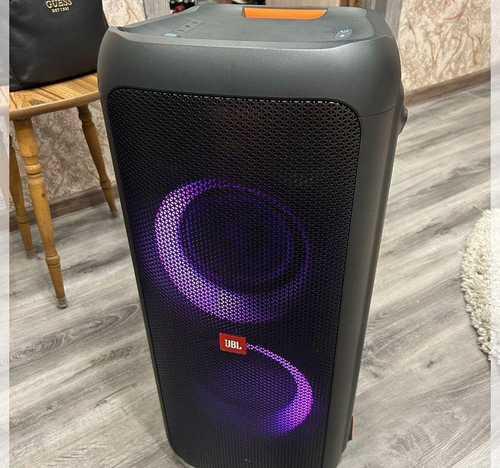 Jbl partybox 300 на аккумуляторе