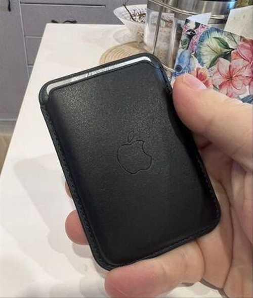 Apple wallet magsafe