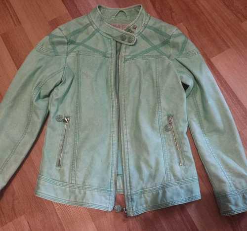 Кожаная куртка для девочки р.122-134