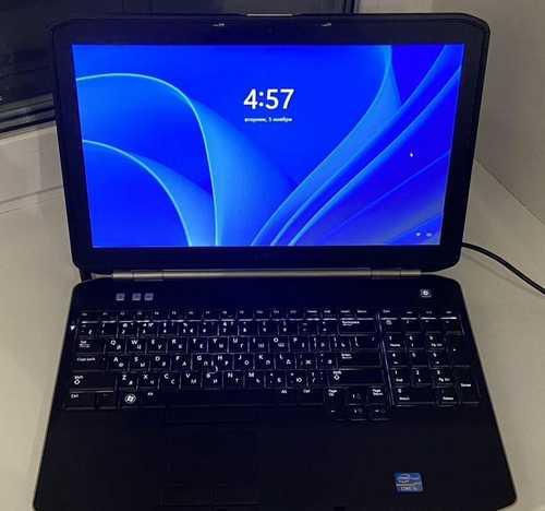 Dell latitude 15.6/i5/16gb/240ssd